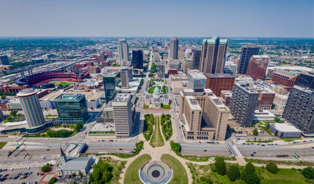St. Louis Road Safety Overview - Safe Roads USA